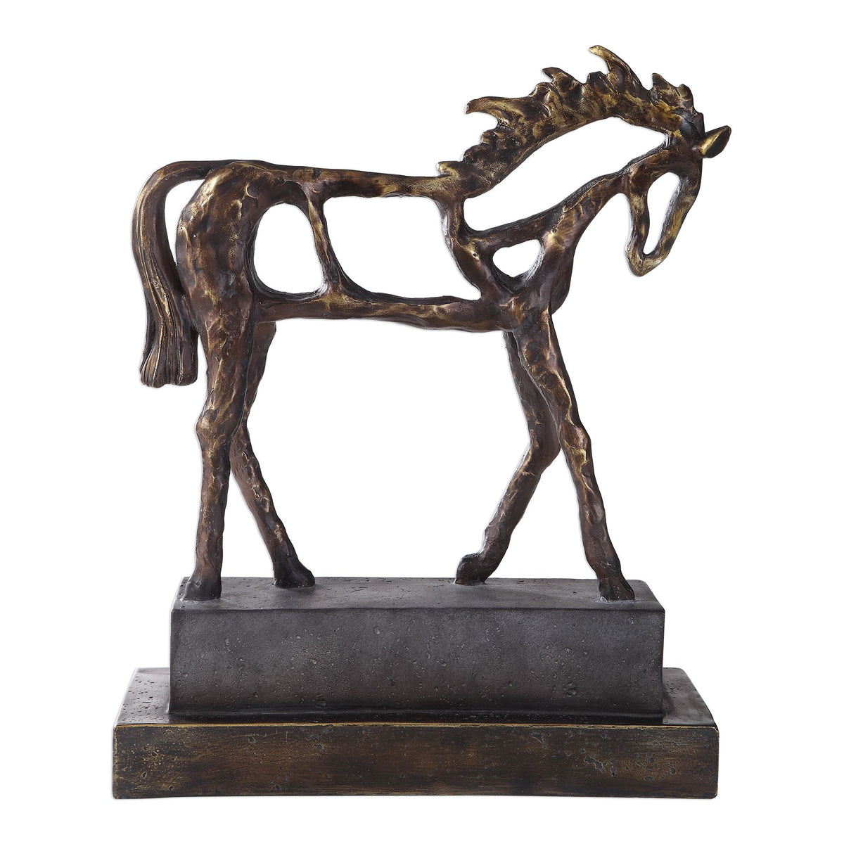 Apollo Horse Sculpture – Nest in the Desert